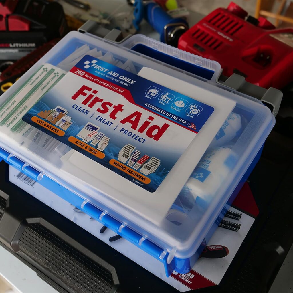 First Aid Kit - 260 Pieces (OSHA-Compliant) - Prudential Alarm ...